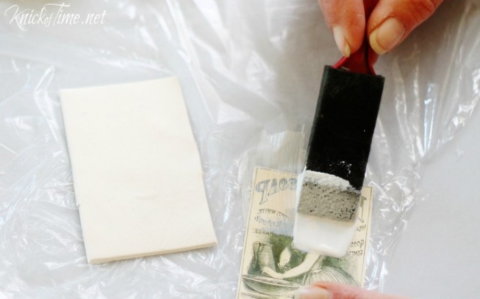 DIY Clay Tags with Graphics via KnickofTime.net