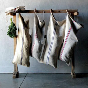 Farmhouse Friday #13 - Grain Sacks, Feed Bags and Burlap Bags - Knick ...