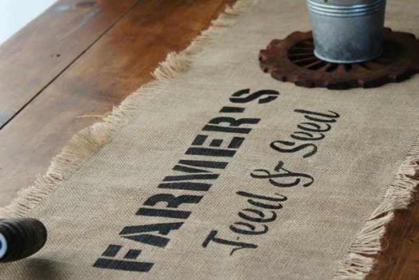Farmhouse Style Burlap Table Runners DIY in Under 1 Hour - Knick of Time