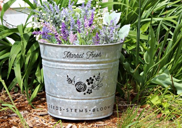 Plant Stool Makeover - Knick of Time Customize a wooden plant stool