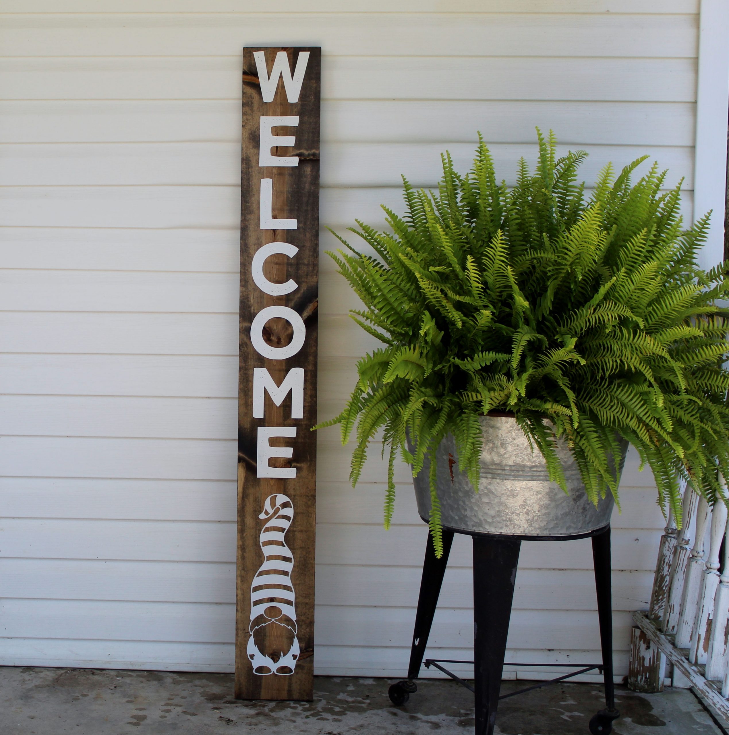 Gnome Welcome Porch Sign DIY with Ikonart Stencils - Knick of Time